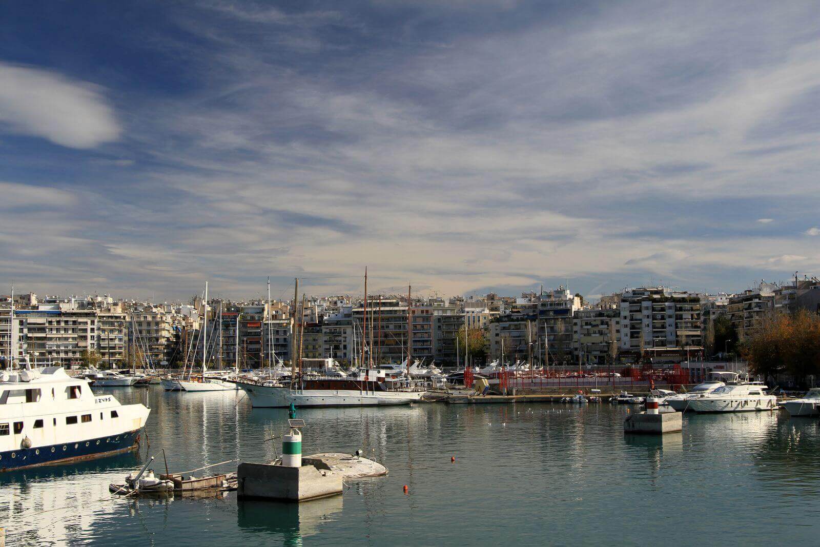 Pireus (gr. Πειραιάς) – port Aten. Atrakcje turystyczne w Grecji ...